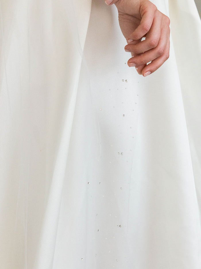 LUELLA CATHEDRAL VEIL - WITH CRYSTAL & PEARL EDGING – Brides & Hairpins